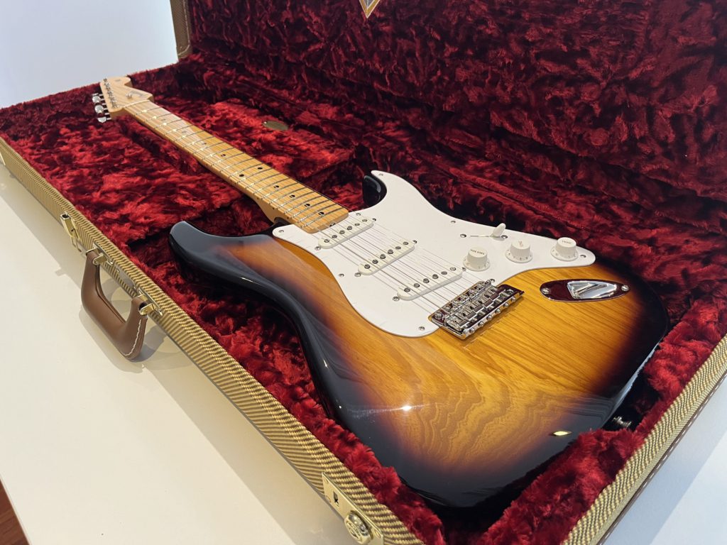 Fender Custom Shop '55 Stratocaster NOS 2TSB – Sunburst 2023 ...